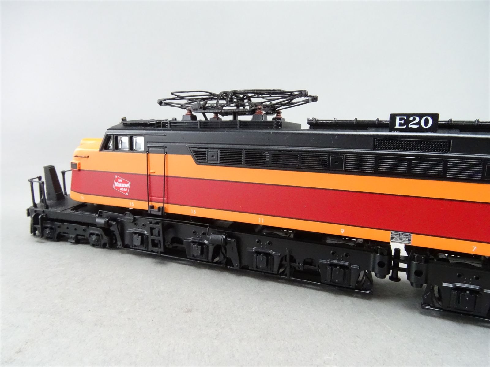 HO Scale Plastic - MTH 80-2038-1 Milwaukee Road Little Joe Electric #E ...