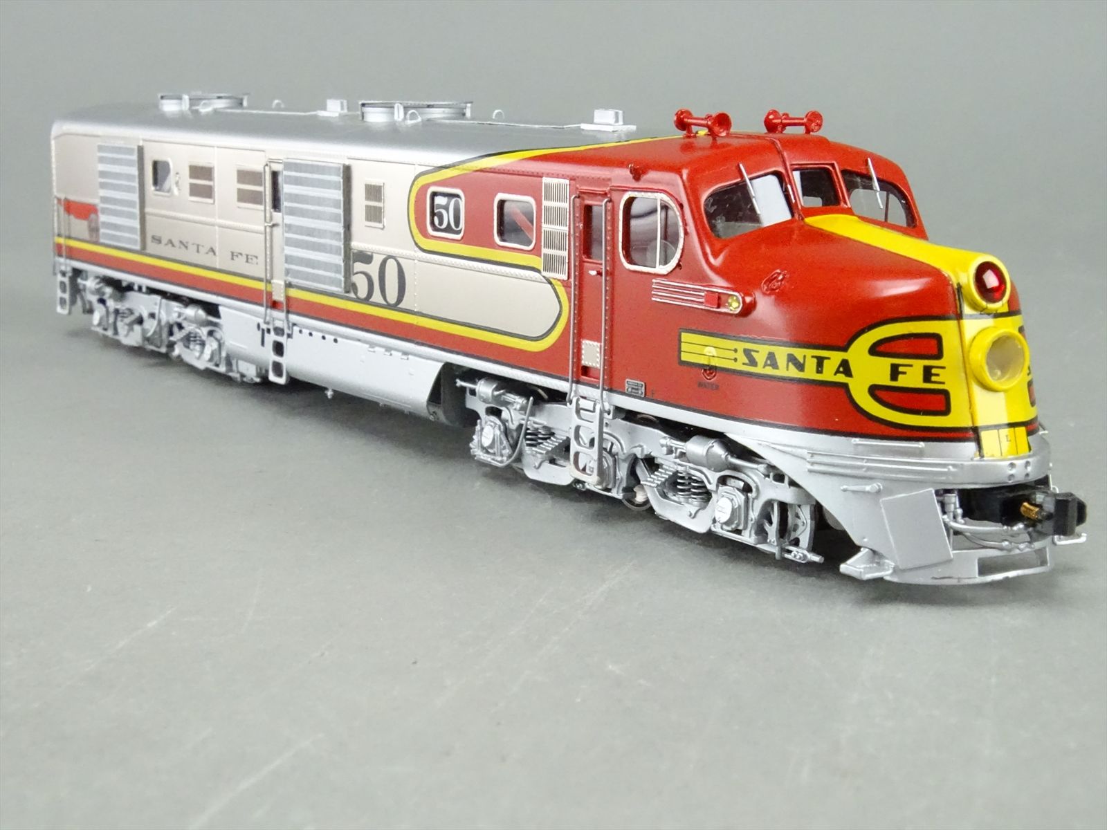 HO Brass Model - OMI 6913.1 AT&SF Santa Fe DL-109 / 110 #50L / 50 ...