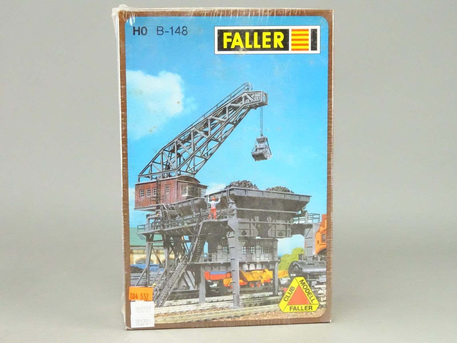 HO Scale Craftsman/Plastic Kit - Faller Model Club - Crane and Coaling ...