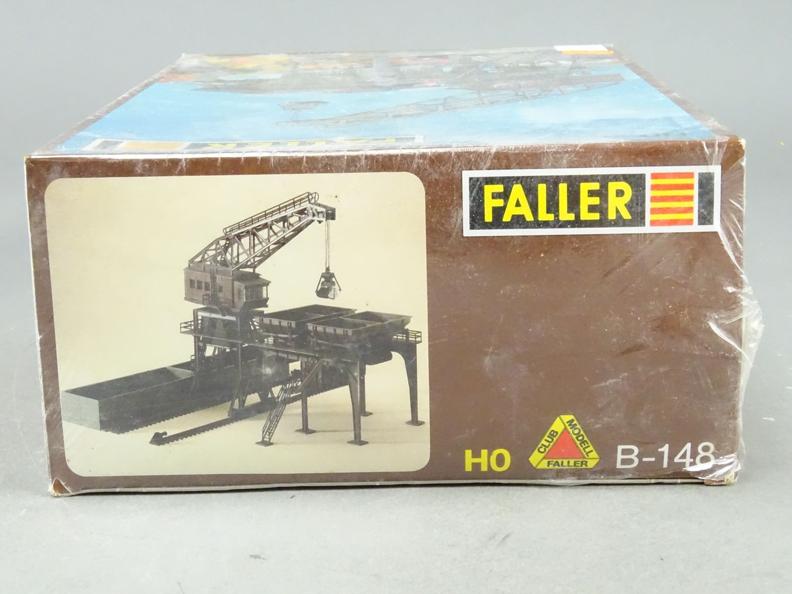 HO Scale Craftsman/Plastic Kit - Faller Model Club - Crane and Coaling ...