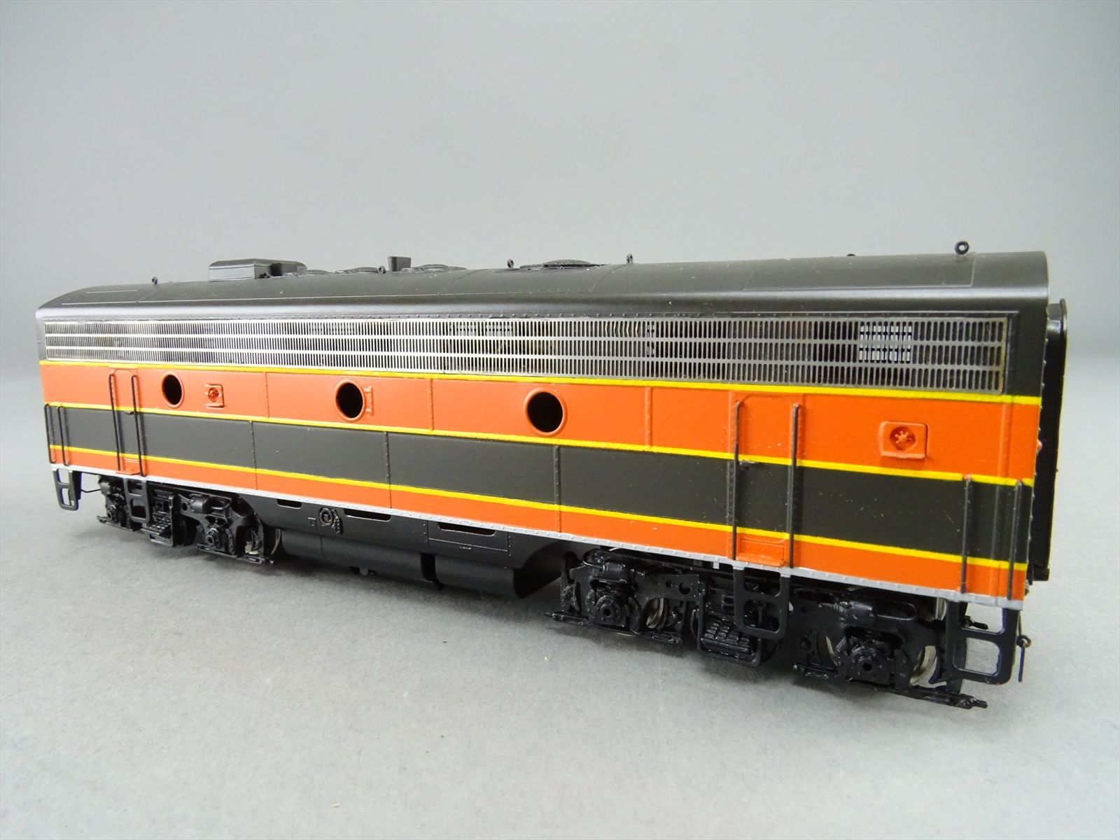 HO Brass Model - Oriental GN Great Northern EMD F7 F7B Phase II EB ...