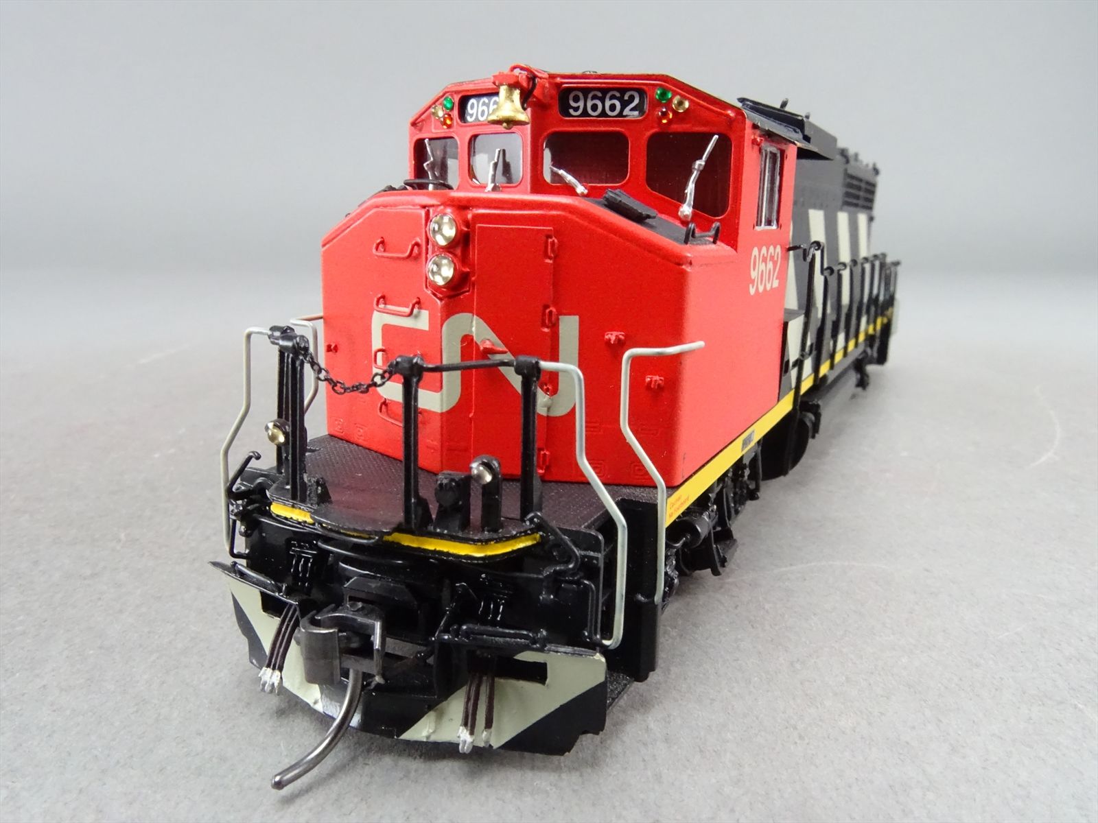 HO Brass Model - OMI 5586 CN CNR Canadian National GP40-2L 1992 Era ...