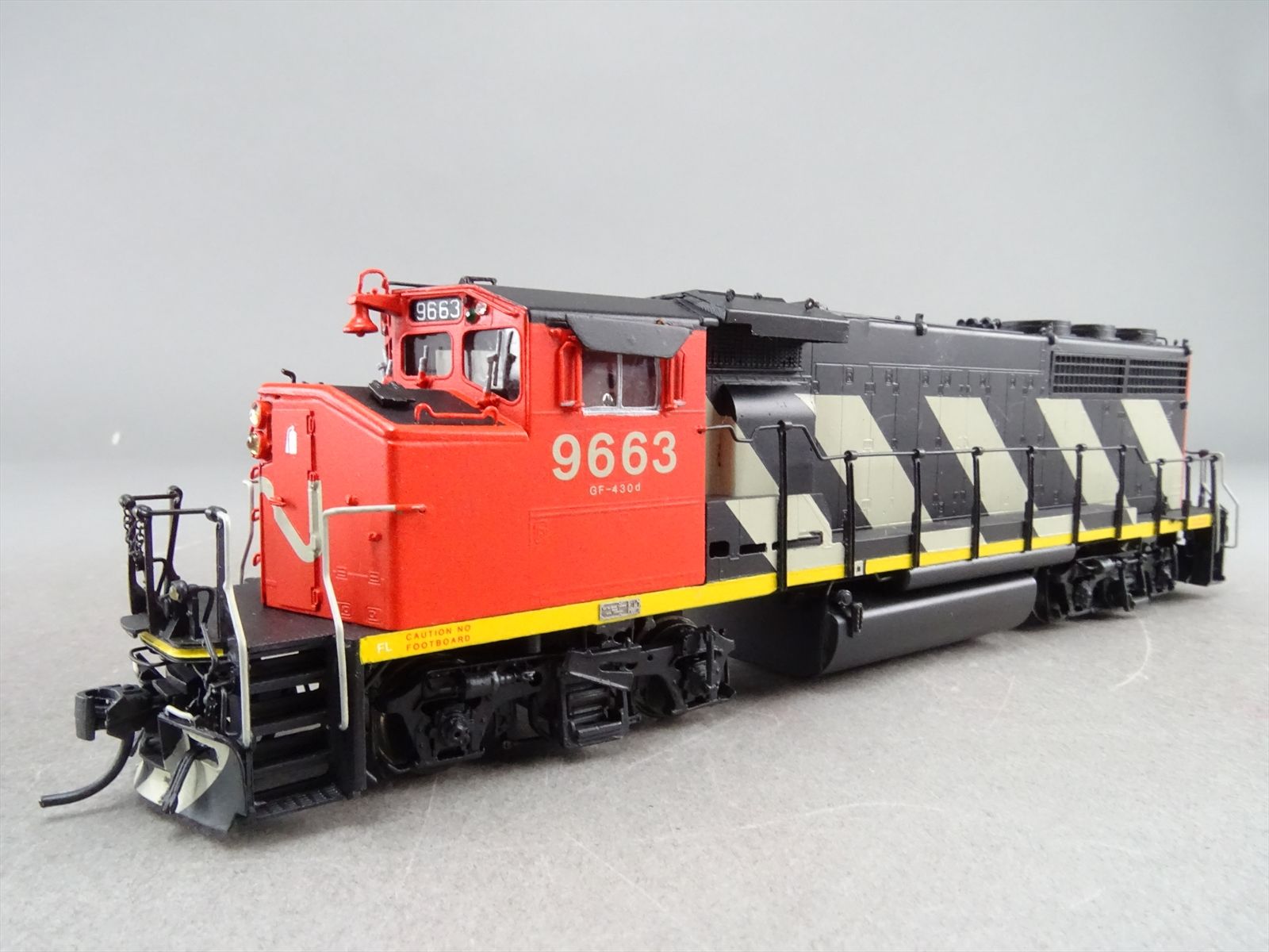 HO Brass Model - OMI 5586 CN CNR Canadian National GP40-2L 1992 Era ...