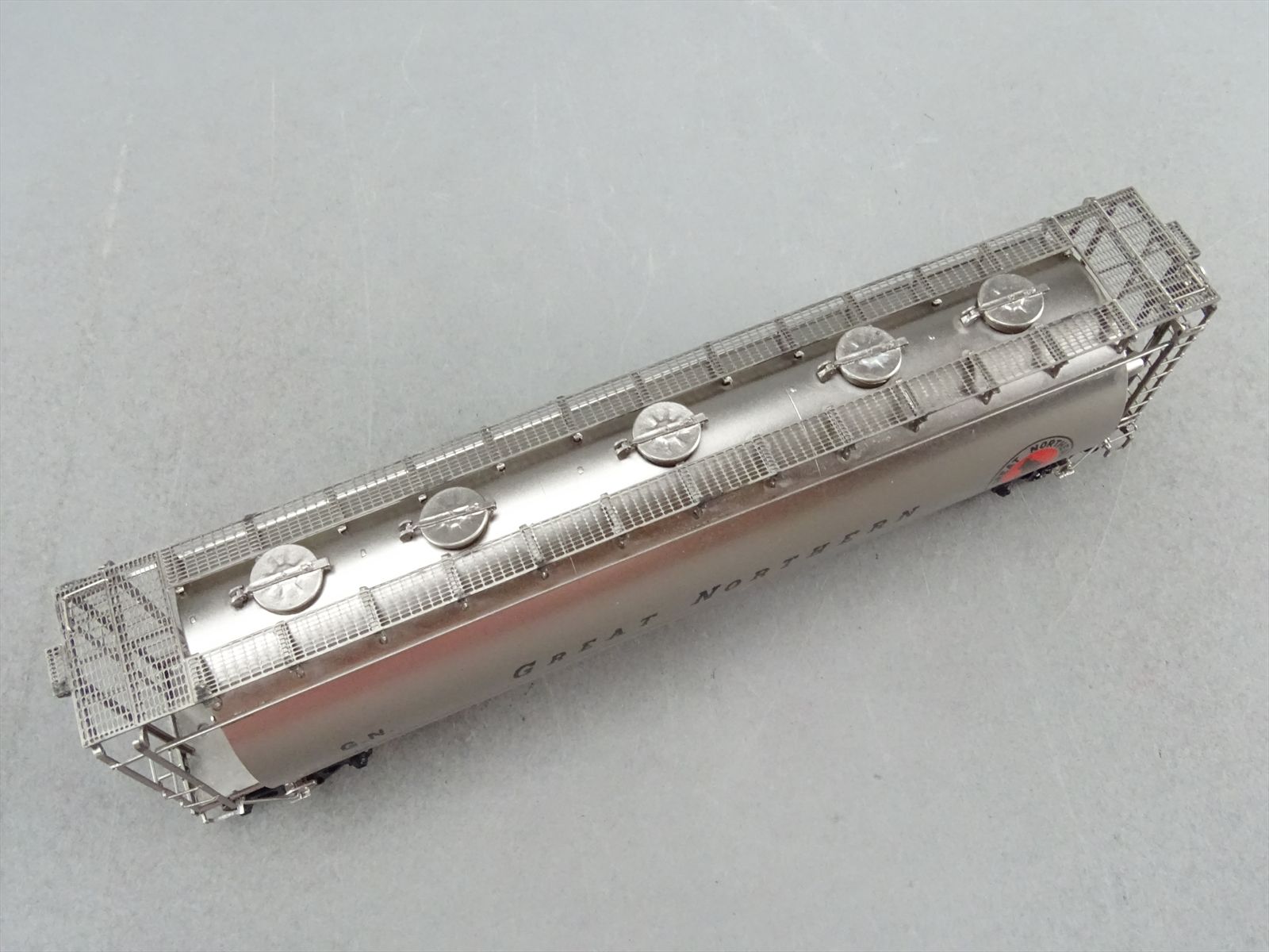 HO Brass Model - OMI 3269.1 GN Great Northern ACF Cylindrical Covered ...