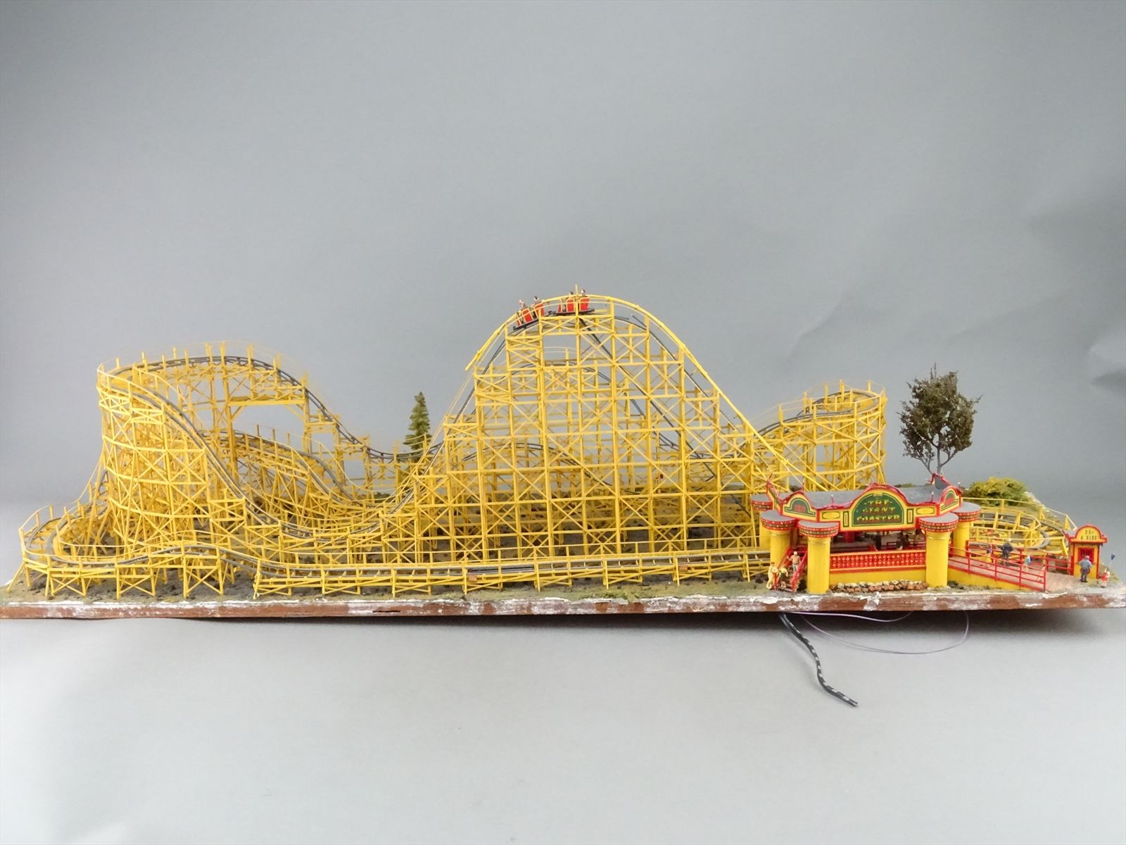 HO 1:87 Craftsman - 12 x 36 Structure - Roller Coaster - One of a Kind ...