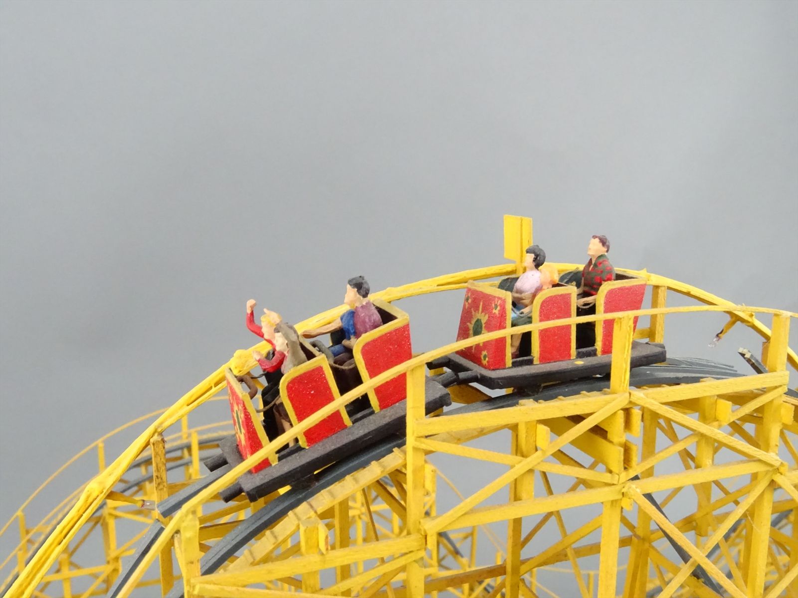 HO 1:87 Craftsman - 12 x 36 Structure - Roller Coaster - One of a Kind ...