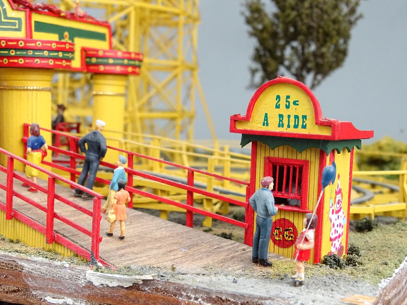 HO 1:87 Craftsman - 12 x 36 Structure - Roller Coaster - One of a Kind ...