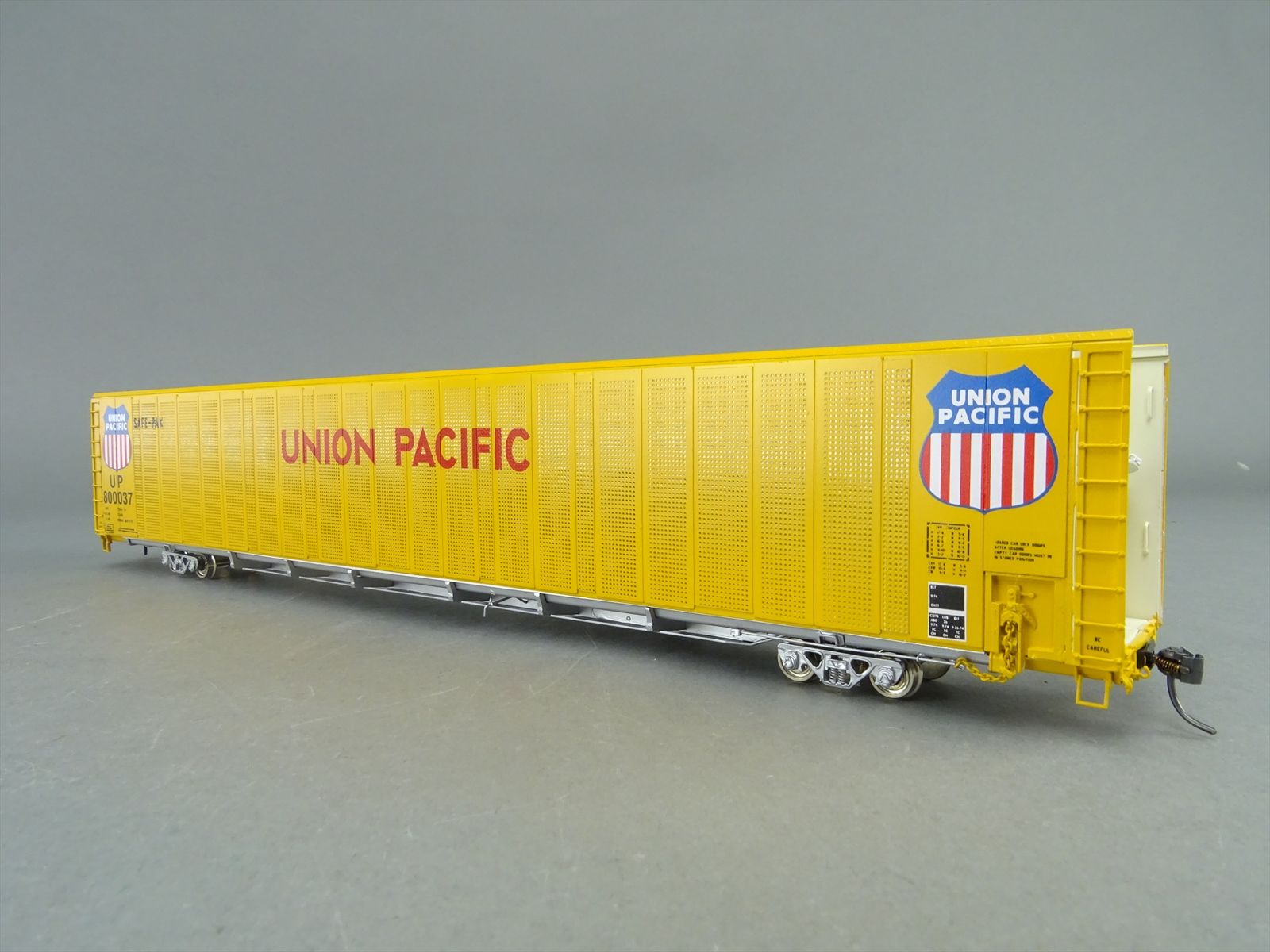 HO Brass Model - OMI 3253 UP Union Pacific Safe-T-Pack Auto Rack Bi ...