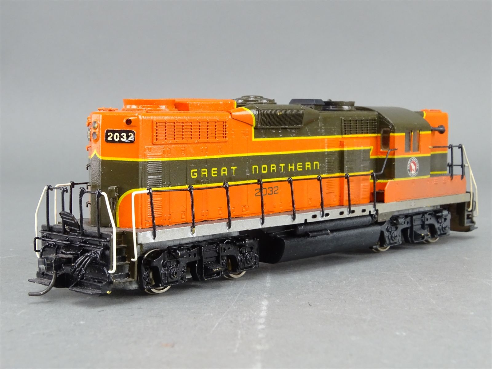 HO Brass Model - Oriental 2000HP GP20 High Hood GN Great Northern ...