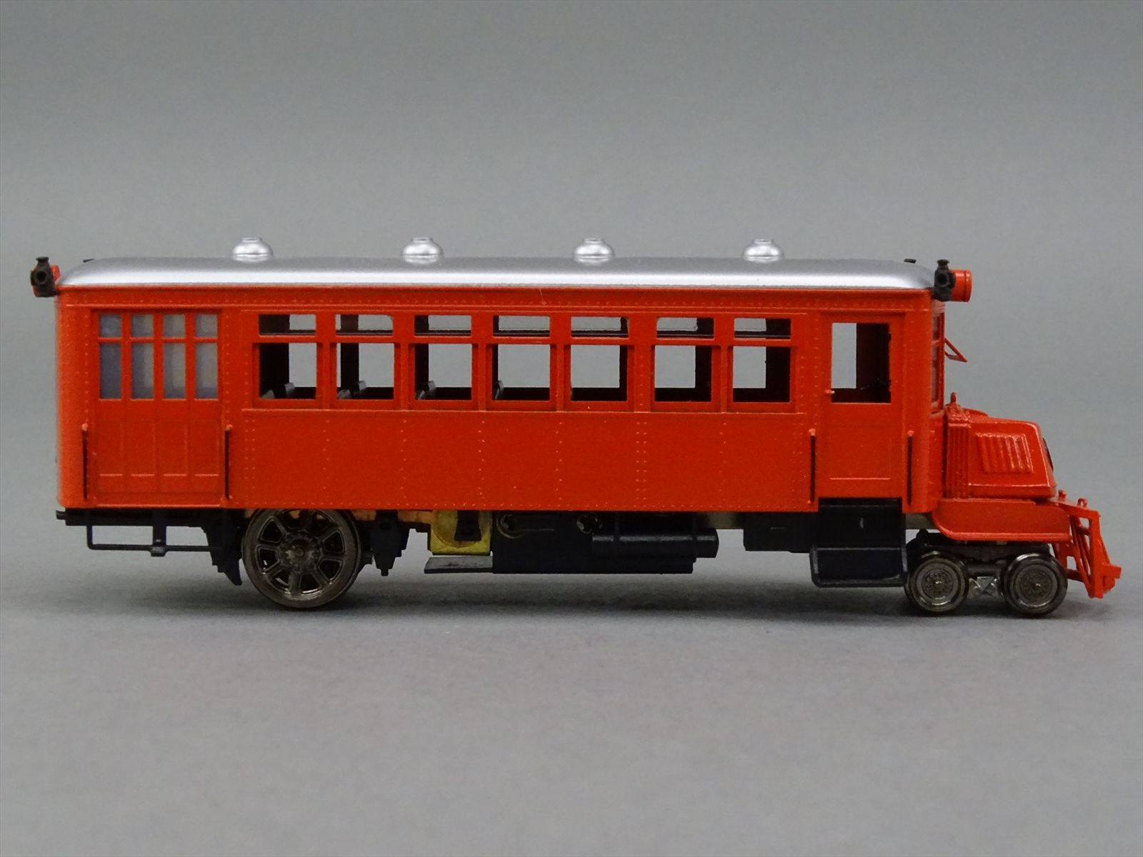 HO Brass Model - Lambert Mack Rail Bus - F/P Red / Silver - Interior
