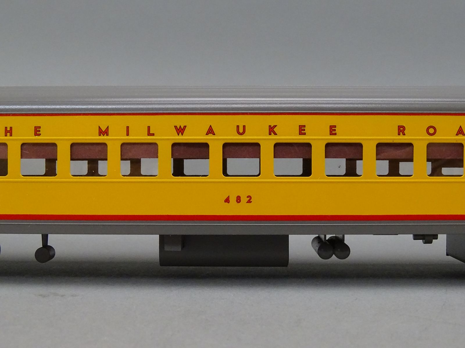 HO Brass Model - Soho 0460 MILW Milwaukee Road Coach #482 - Custom