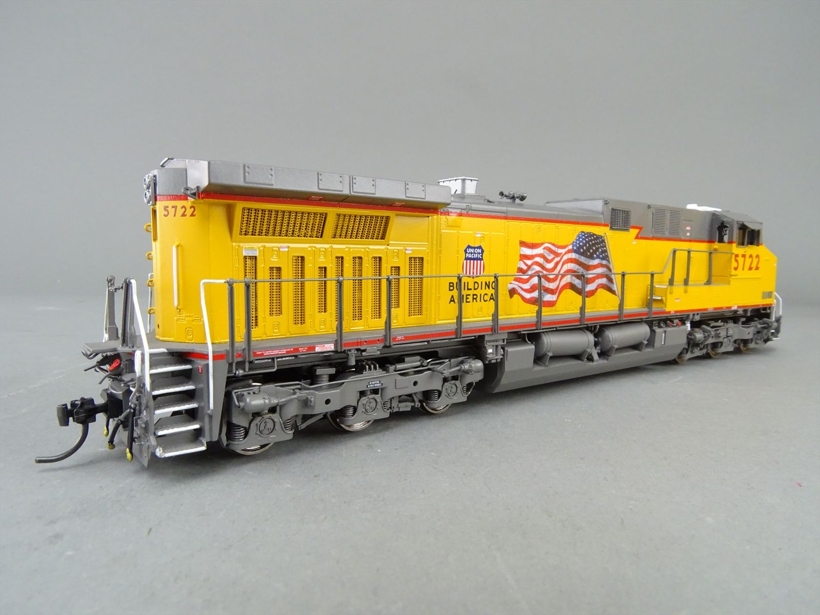 HO Brass Model - OMI 6583.2 UP Union Pacific AC44CTE US Battle Flag #5722 - F/P - 2003 Run - Ajin