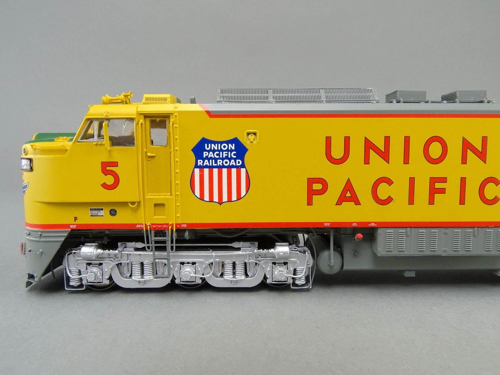 HO Plastic Model - ScaleTrains SXT30003 UP Union Pacific 8500 ...