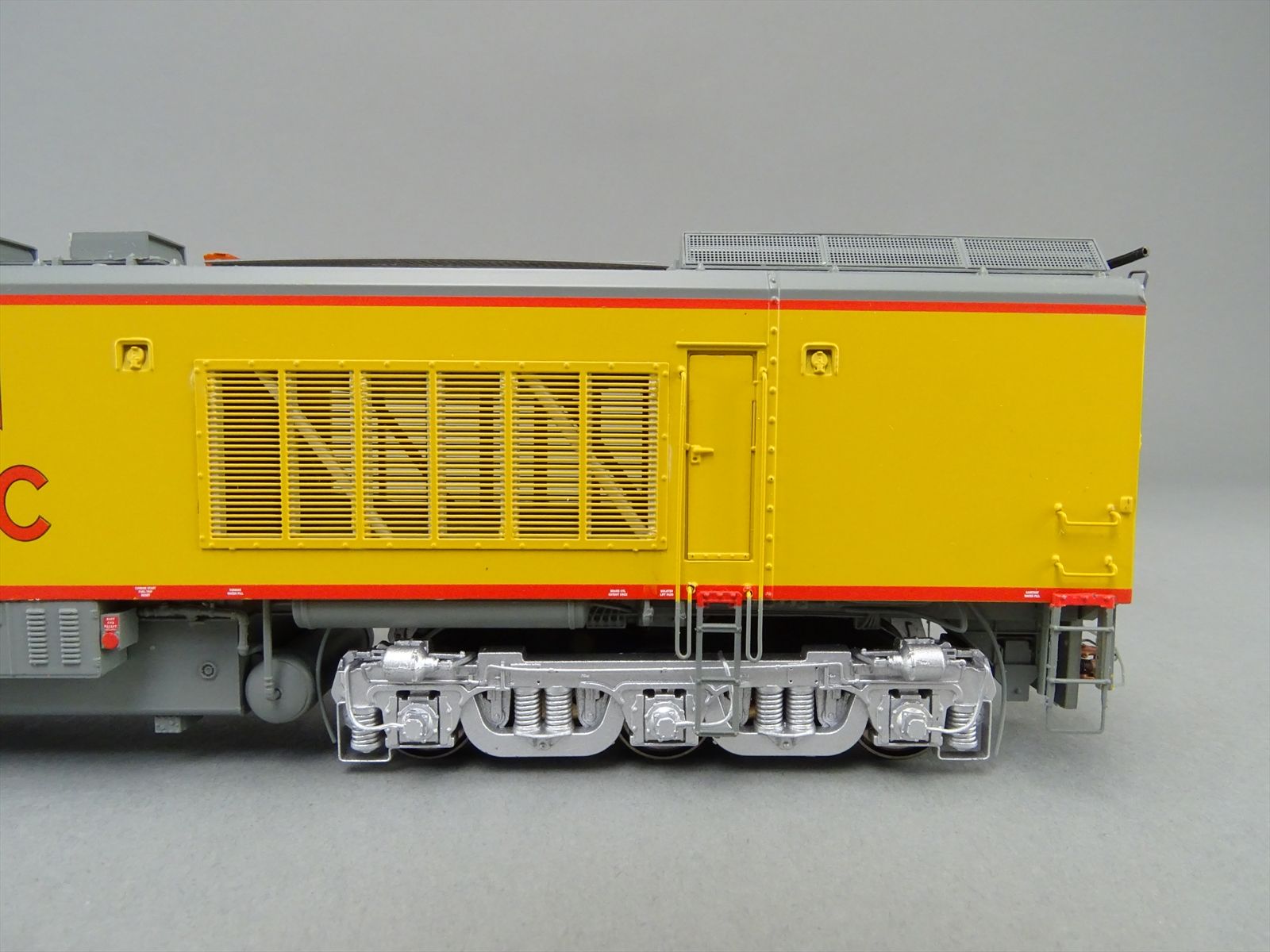 HO Plastic Model - ScaleTrains SXT30003 UP Union Pacific 8500 ...