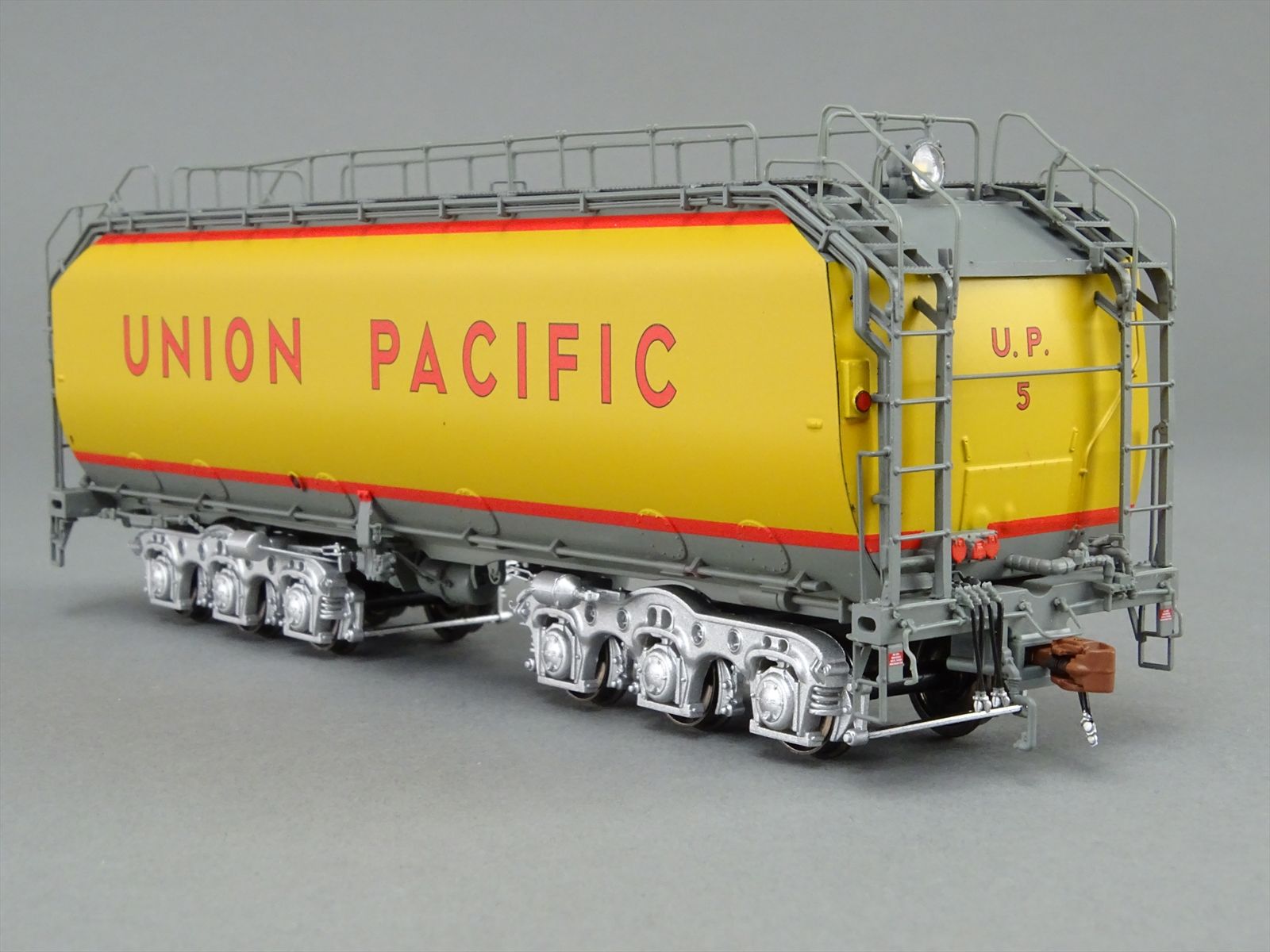 HO Plastic Model - ScaleTrains SXT30003 UP Union Pacific 8500 ...
