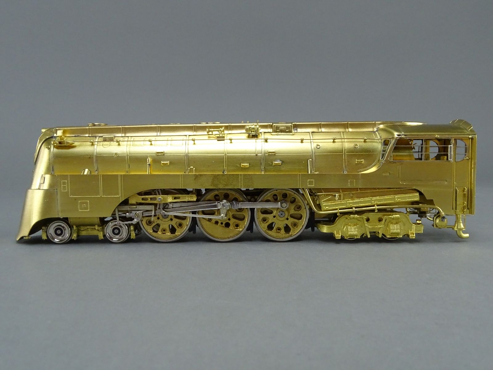 HO Brass Model - OMI 1483 Milwaukee Road F-7 4-6-4 Modernized Hiawatha ...