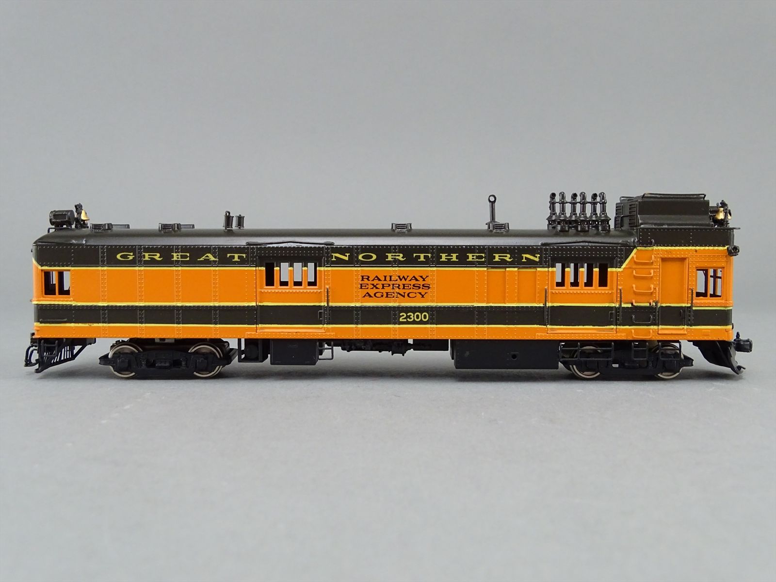 HO Brass Model - Oriental GN Great Northern Gas Electric #2300 + Coach ...