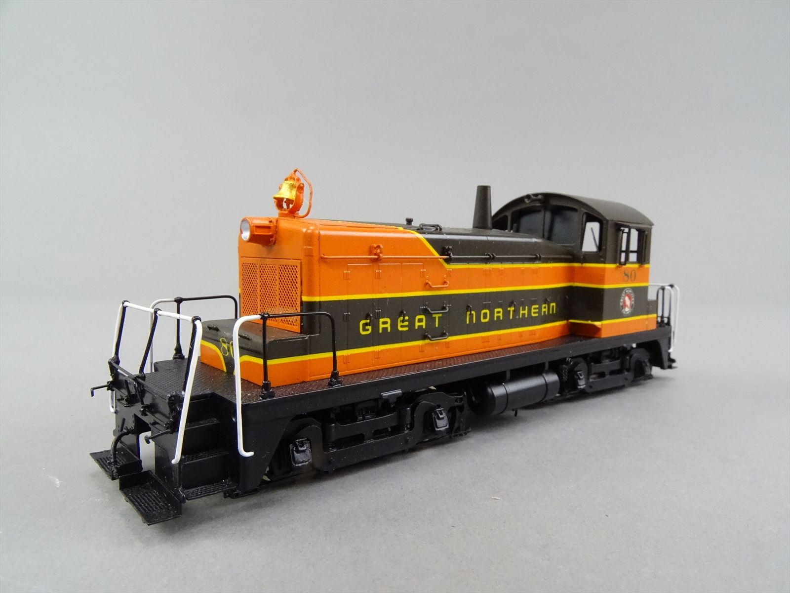 HO Brass Model - Oriental GN Great Northern SW-1 Phase III Switcher #80 ...