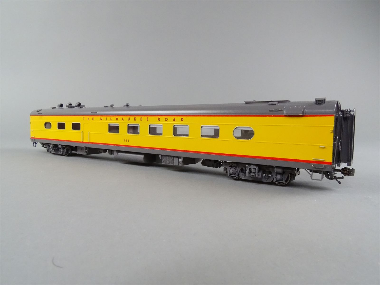 HO Brass Model - RWC MILW14 Milwaukee Diner #123 - Custom Repaint for ...