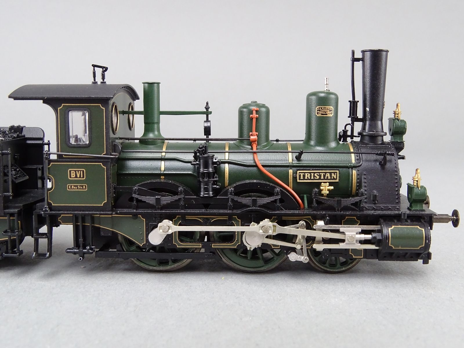 HO Trix 21230 King Ludwig B VI Tristan 0-6-0 Train Set + 4396 2-Car Add ...