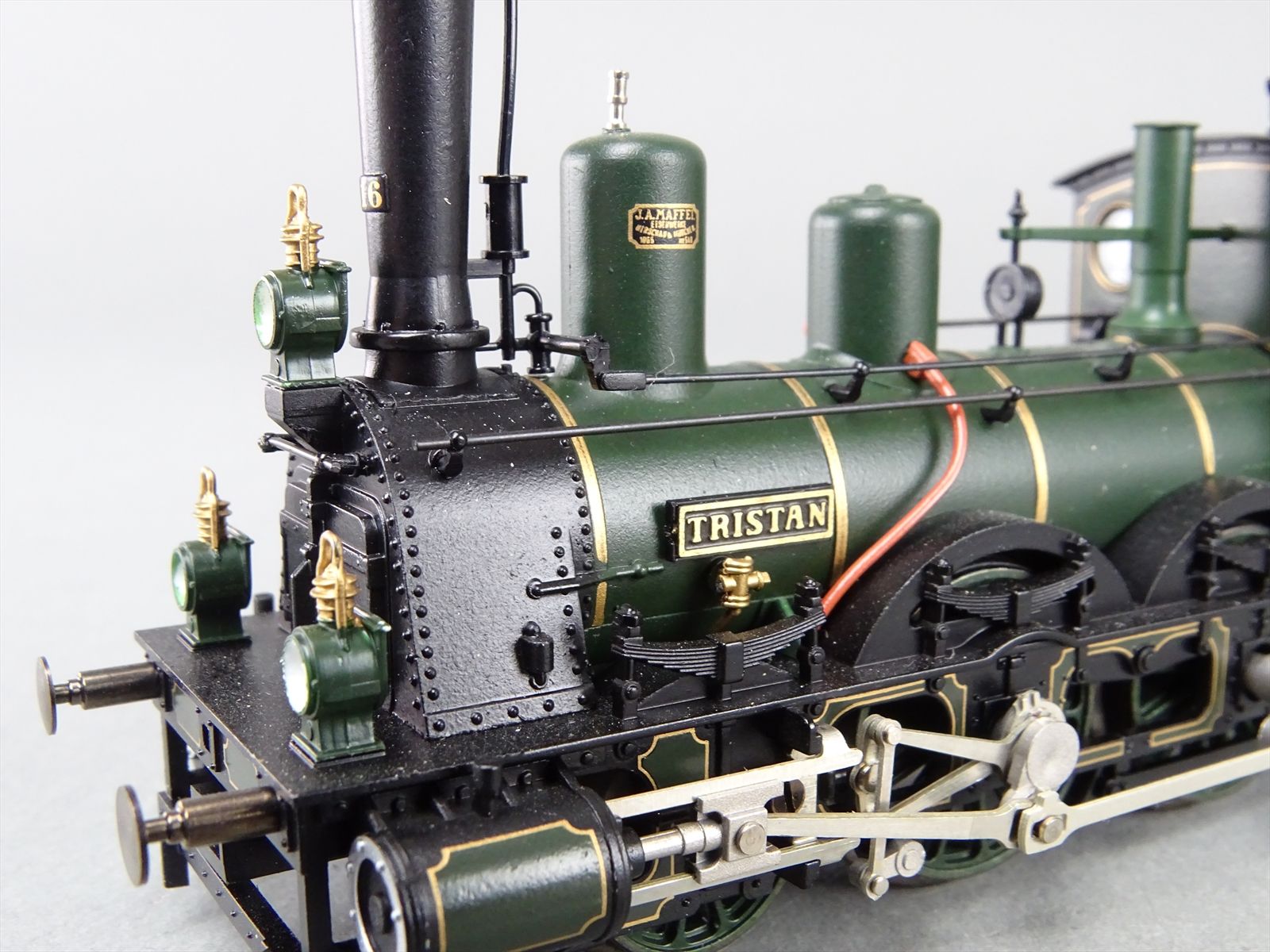 HO Trix 21230 King Ludwig B VI Tristan 0-6-0 Train Set + 4396 2-Car Add ...