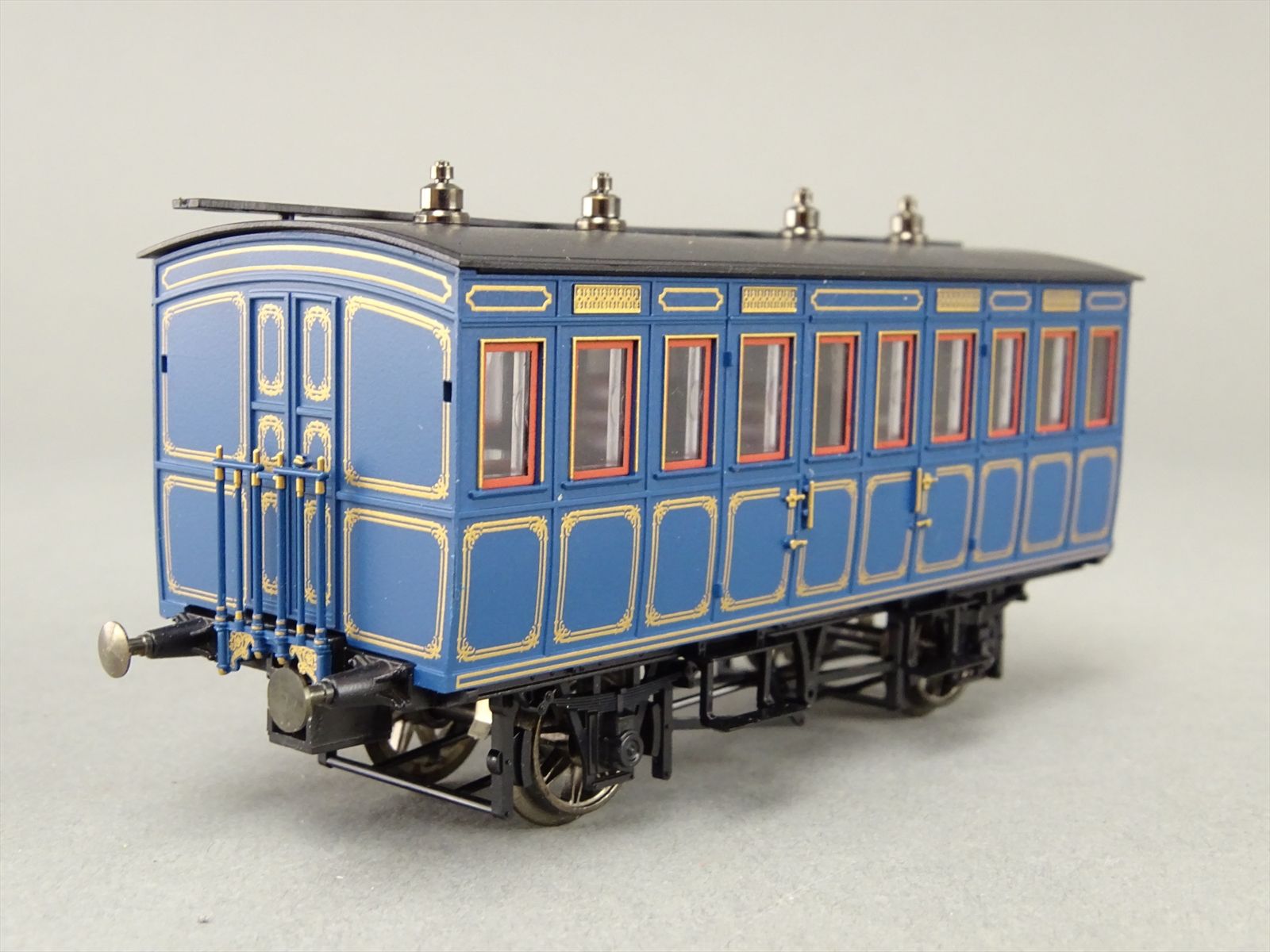 HO Trix 21230 King Ludwig B VI Tristan 0-6-0 Train Set + 4396 2-Car Add ...