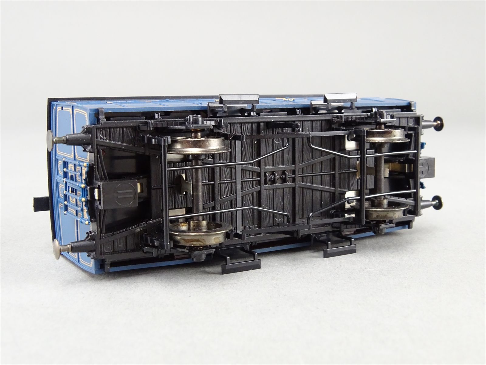 HO Trix 21230 King Ludwig B VI Tristan 0-6-0 Train Set + 4396 2-Car Add ...