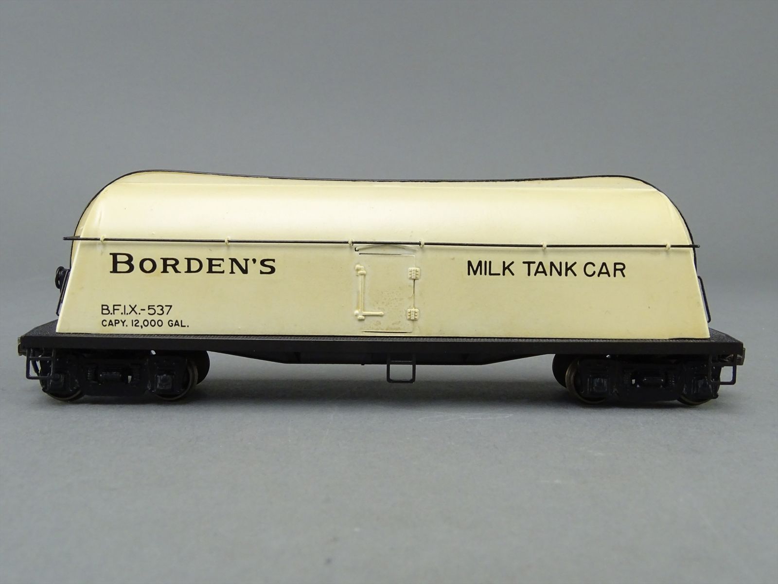 HO Brass Model - NPP BFIX Borden's 12,000 Gallon Milk Tank Car w/ Fin ...