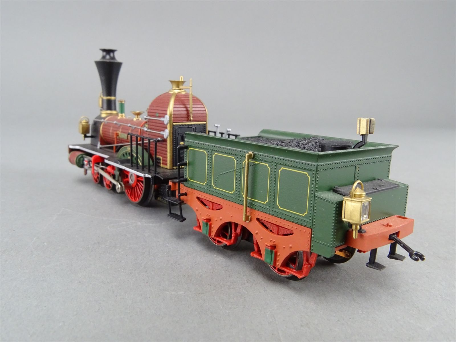 HO Plastic Model - TRIX 21209 Spanish Brotli Bahn Loco & 4 Wagons w/Box