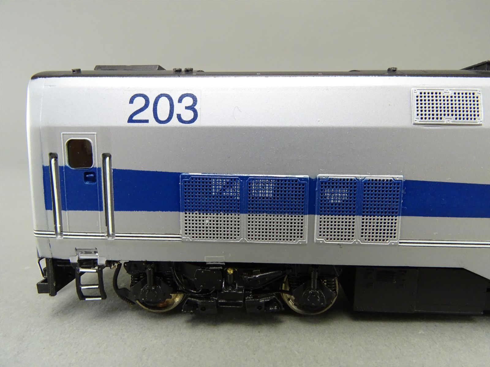 HO Brass Model - OMI 6537.2 MNCW Metro North Railraod GE P32AC-DM Diesel #203 - F/P - 1995 Run ...