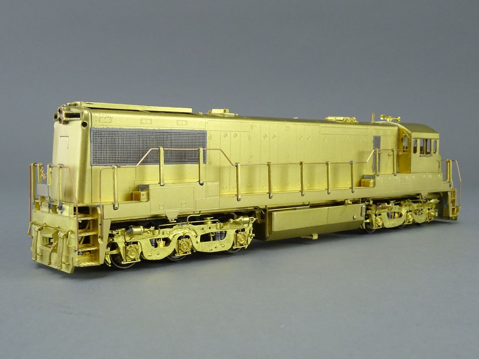HO Brass Model - OMI 6264 NP Northern Pacific U25C Phase IIIa #2500 ...