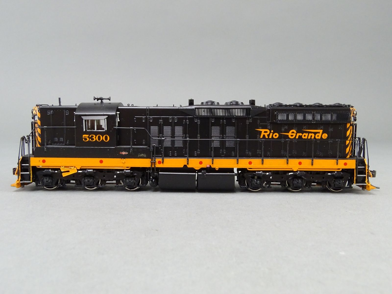 HO Brass Model - OMI 5163 D&RGW Rio Grande SD7 #5300 - Pro Paint - 1989 Run - Ajin - 1 of 30!