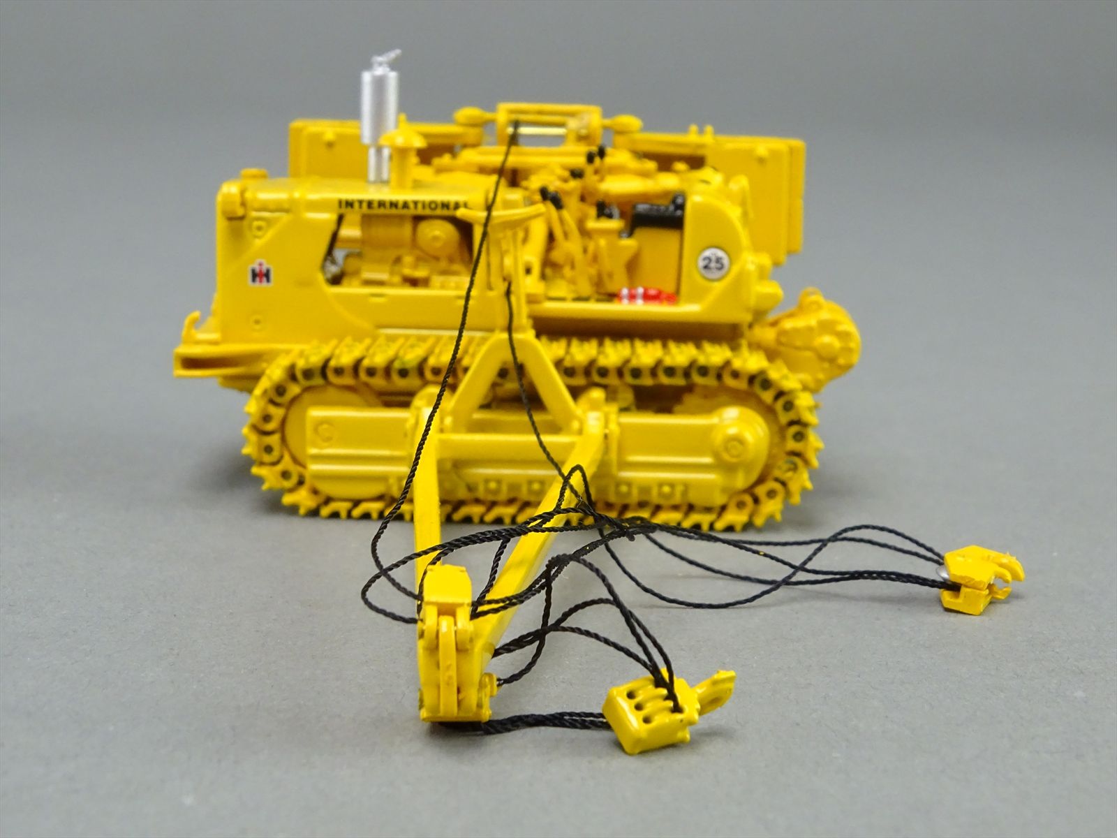 HO Diecast Model - First Gear 80-0317 TD-25 Crawler w/ Side Boom ...