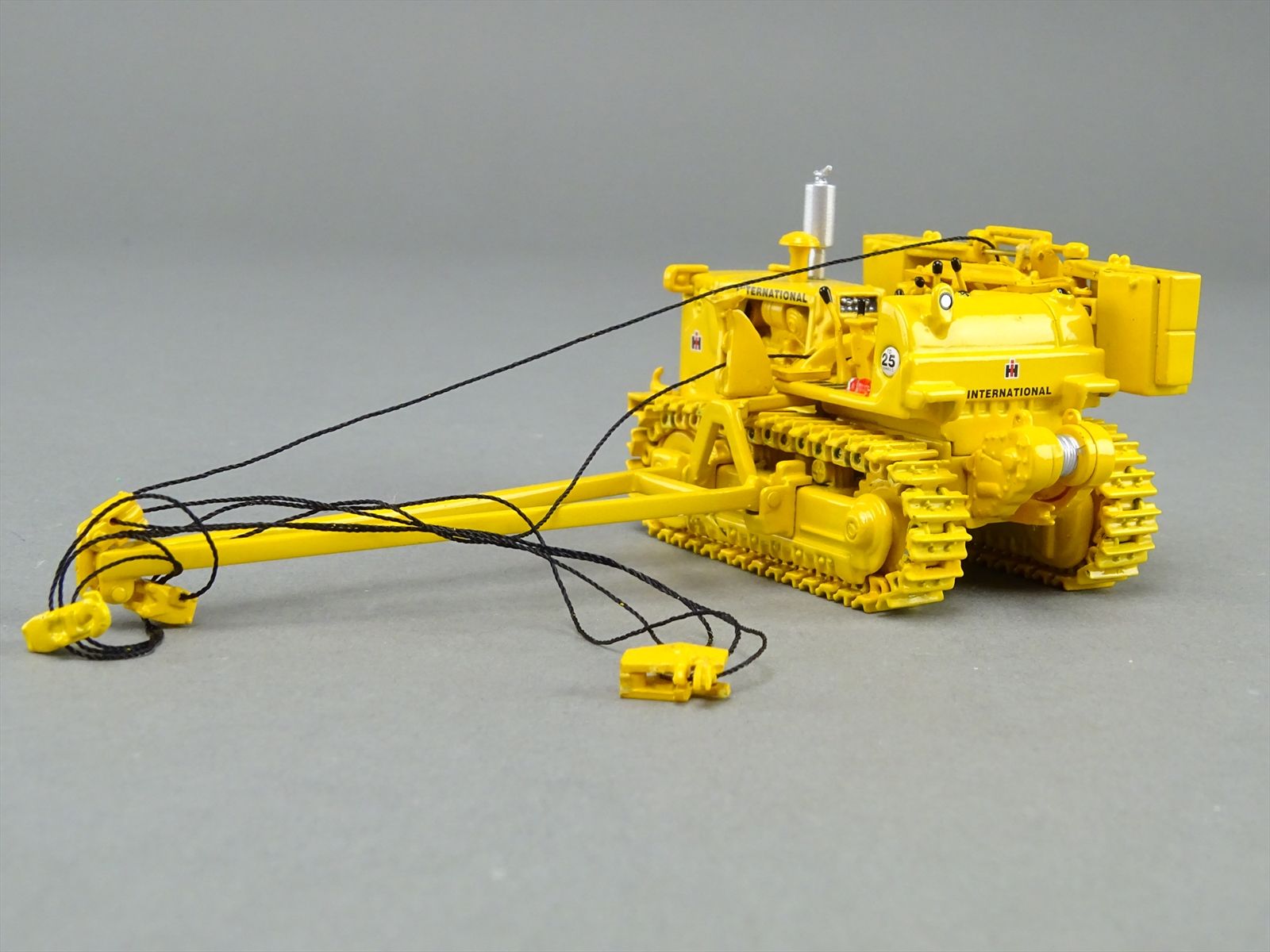 HO Diecast Model - First Gear 80-0317 TD-25 Crawler w/ Side Boom ...