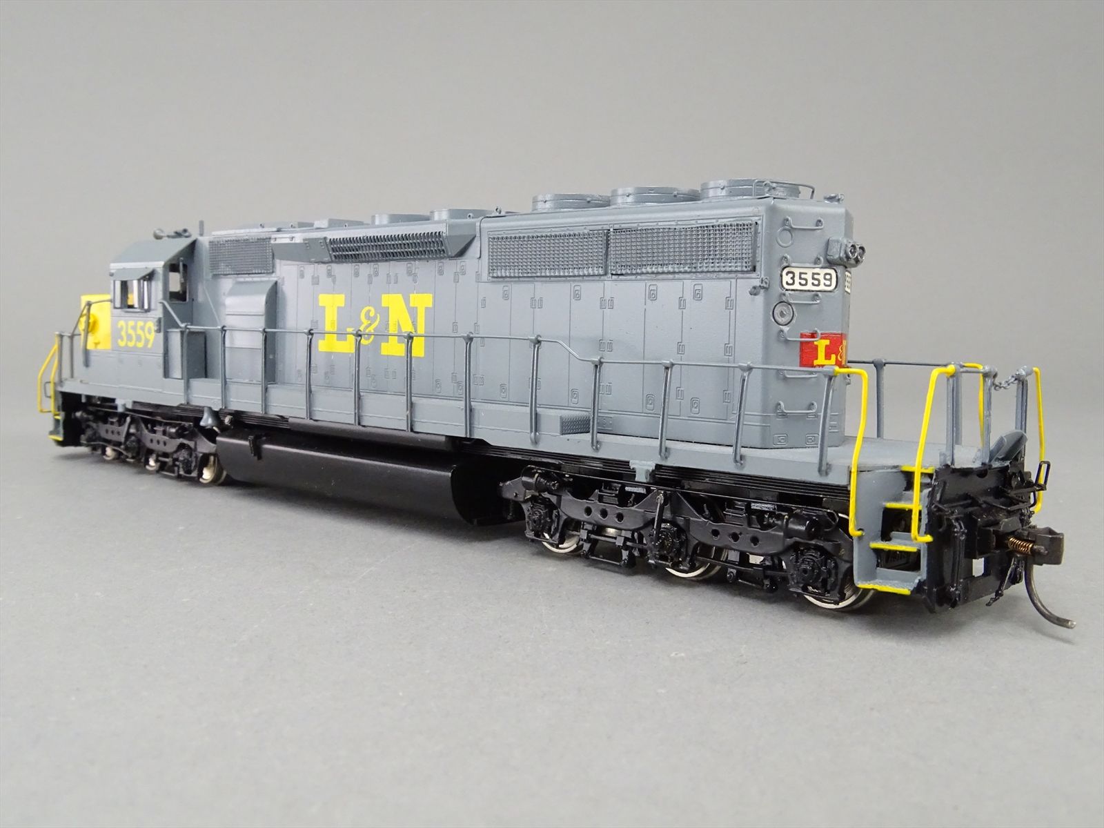 HO Brass Model - OMI 5312 KCS as L&N Louisville & Nashville SD40-2 116" Snoot Nose #3559 - Pro ...
