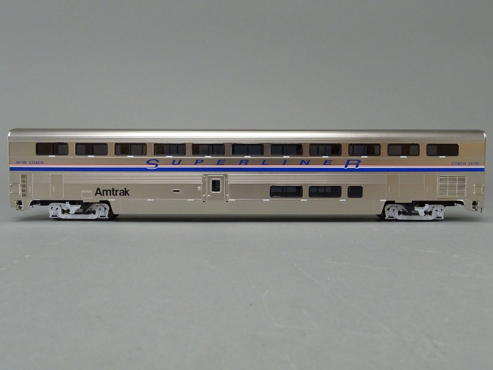 HO Brass Model - OMI 3330.1 AMTRAK Superliner II Coach #34105 - F/P - 1997 Run - Ajin