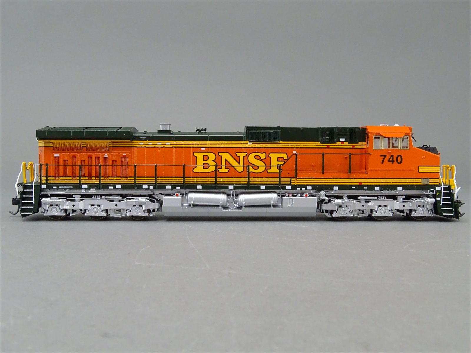 HO Brass Model - OMI 6568.3 BNSF Burlington Northern Santa Fe C44-9W #740 - F/P - 1998 Run - Ajin