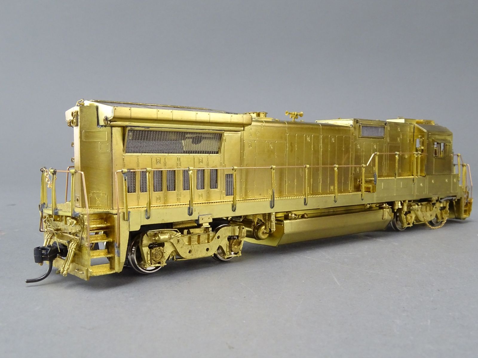 HO Brass Model - OMI 5134 SP Southern Pacific Dash 8-B39 B39-8 #8000 - 8039 - Unpainted - 1988 ...