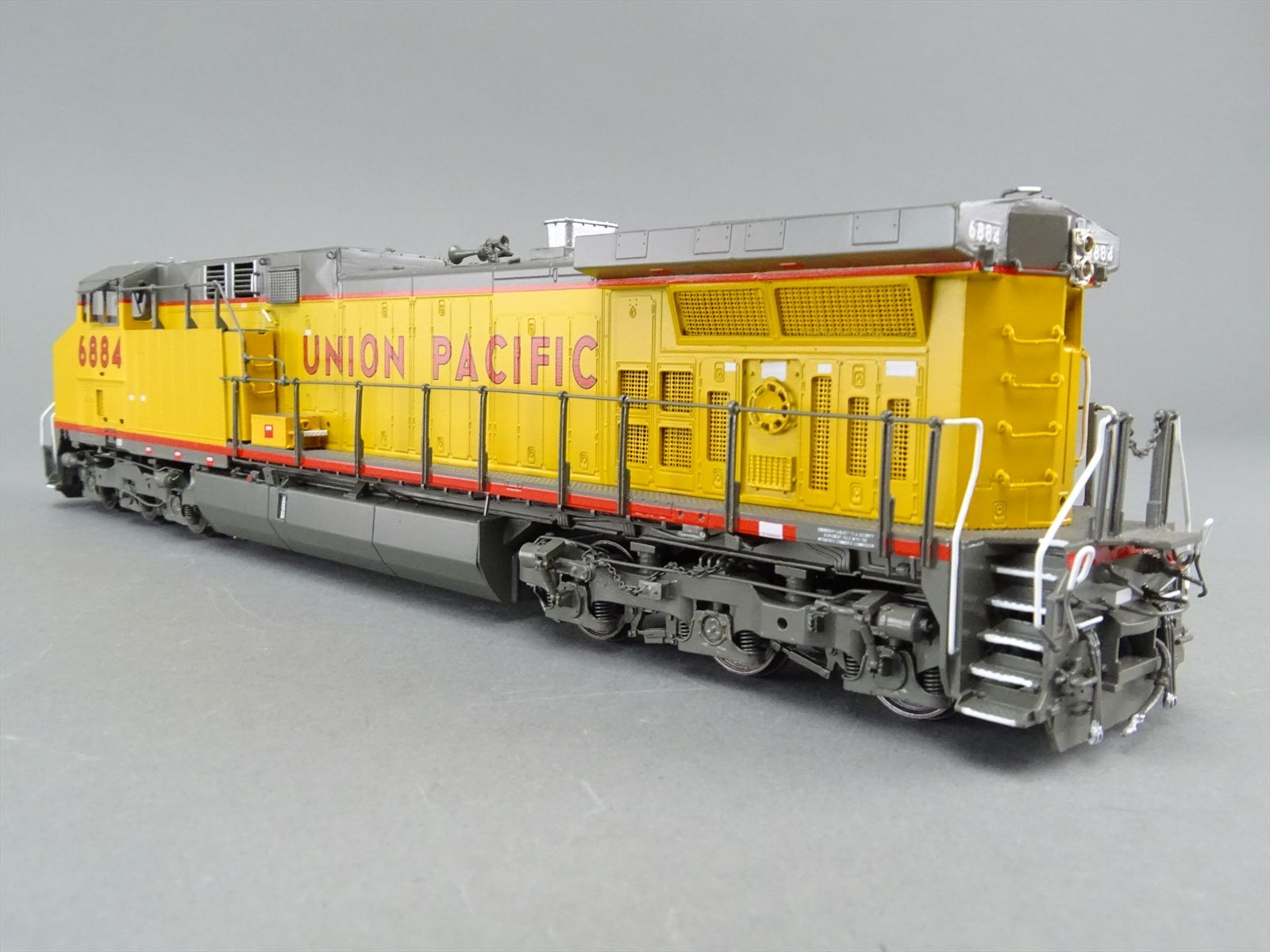 HO Brass Model - OMI 6556.1 UP Union Pacific AC4400CW #6884 - F/P - 1996 Run - Ajin
