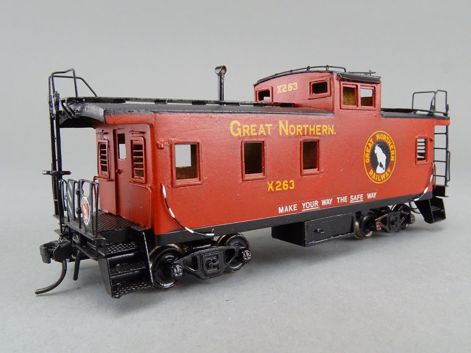 HO Brass Model - OMI 1107 GN Great Northern Steel Caboose - 1945 era ...