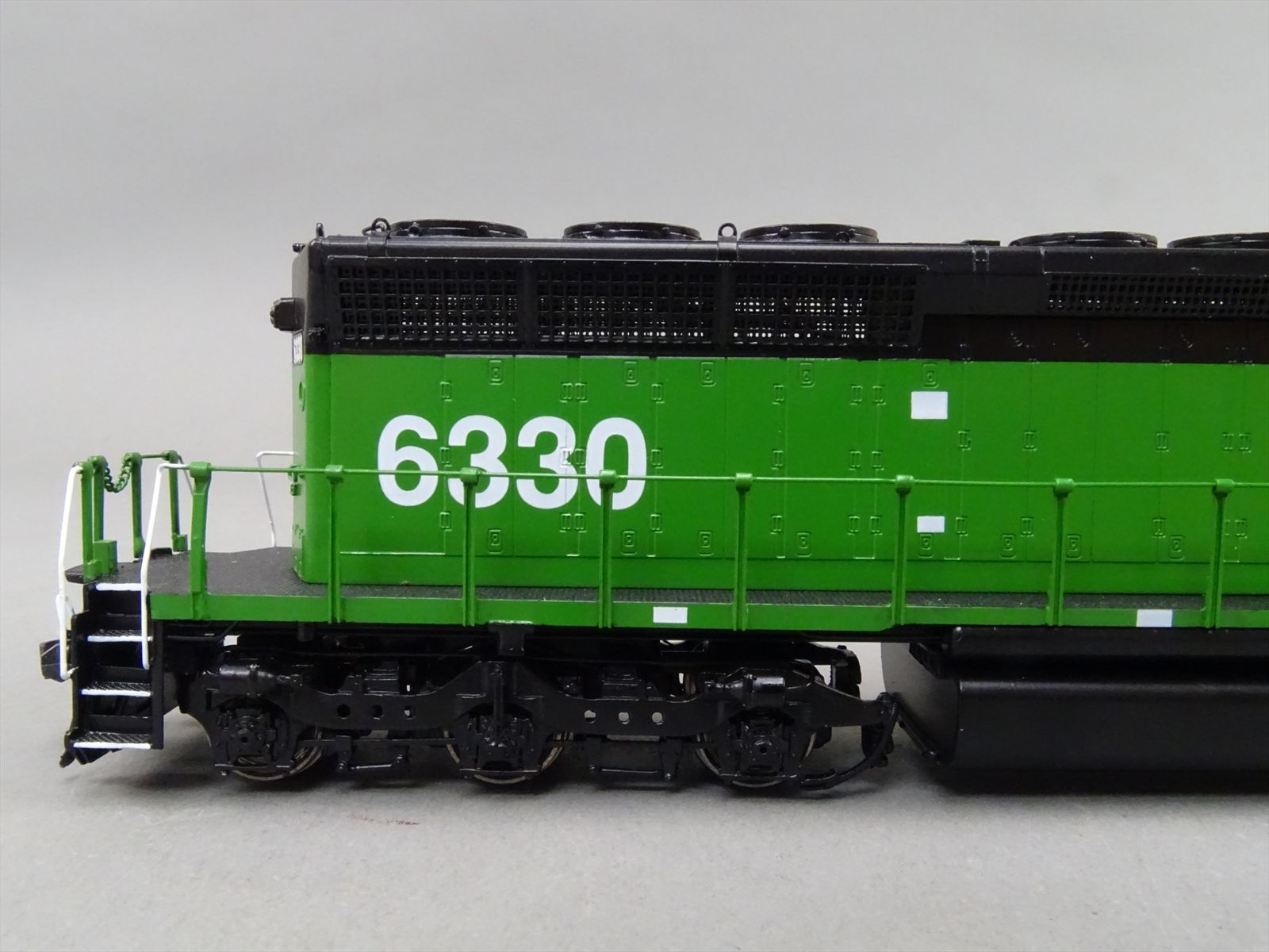 HO Brass Model - OMI 6363.1 BN Burlington Northern SD40-2C #6330 - F/P - 1999 Run - Ajin