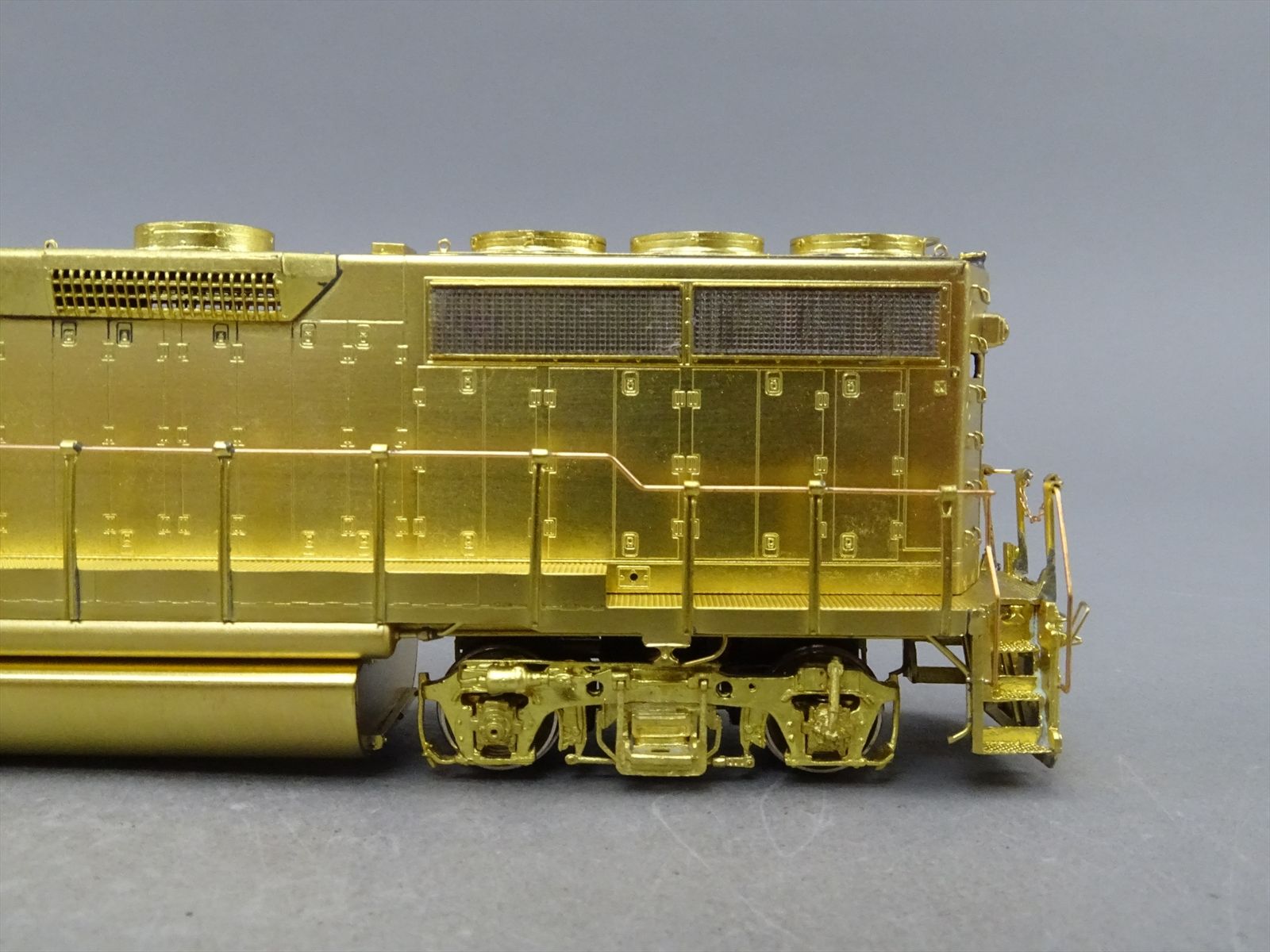 HO Brass Model - OMI 5572 BN Burlington Northern GP40-2 #3040 - 3064 Late 1980's - Unpainted ...