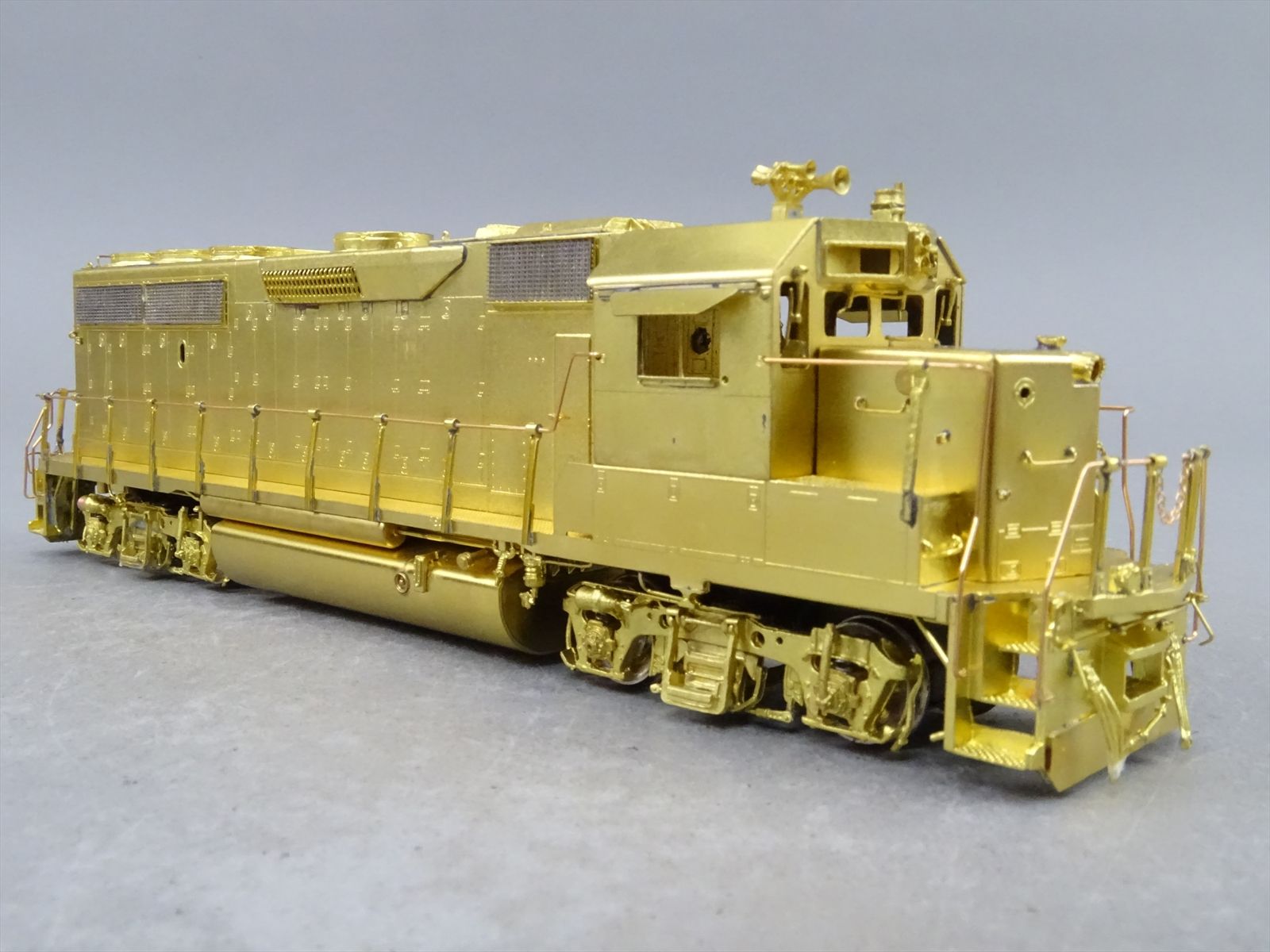 HO Brass Model - OMI 5572 BN Burlington Northern GP40-2 #3040 - 3064 Late 1980's - Unpainted ...