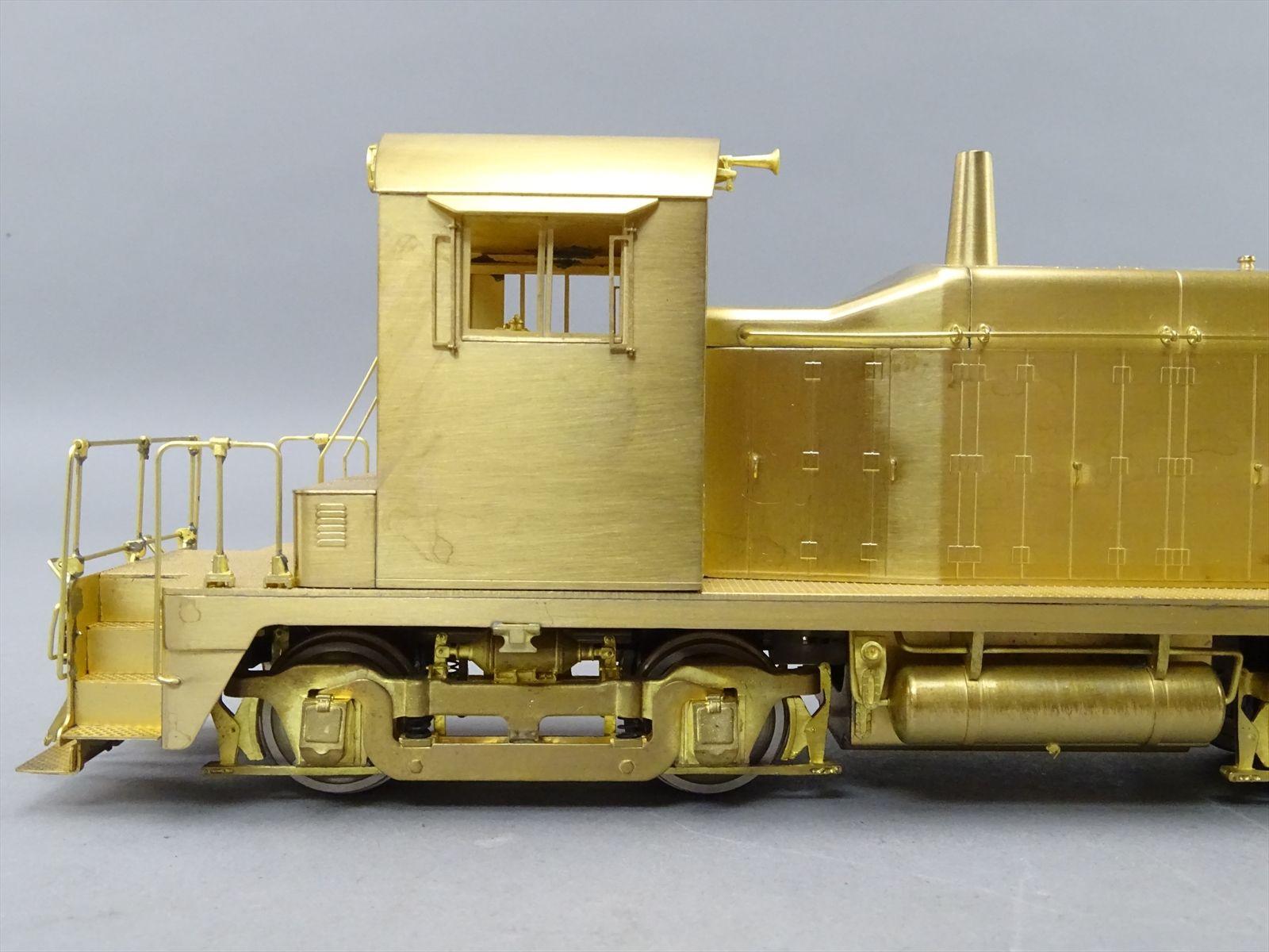 O Brass Model - Oriental EMD SW-1 Switcher 600HP Phase II - Unpainted ...