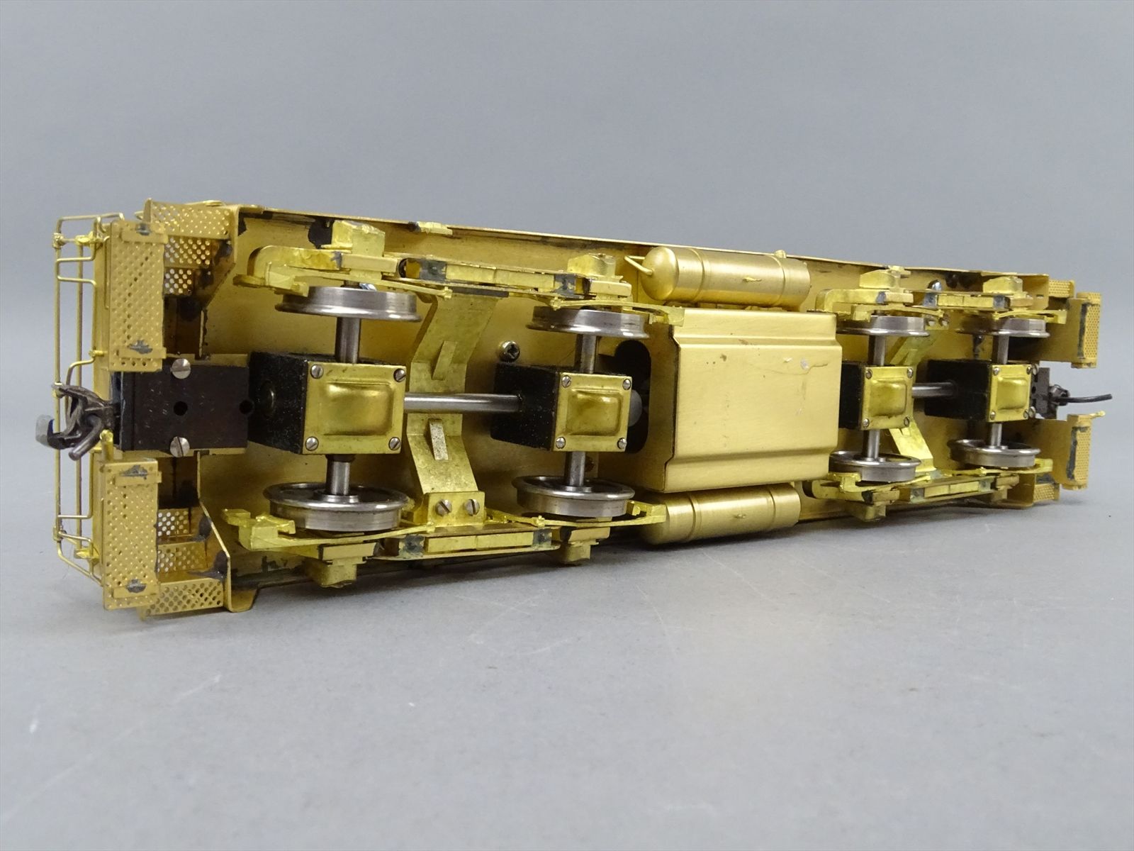 O Brass Model - Oriental EMD SW-1 Switcher 600HP Phase II - Unpainted ...
