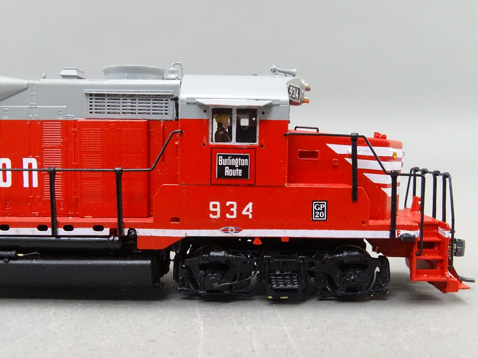HO Brass Model - OMI 5960 CB&Q Burlington GP20 #934 - Custom + DCC ...