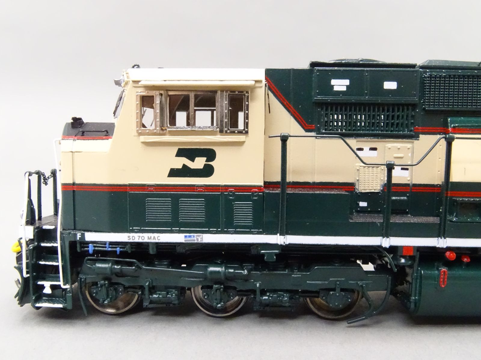HO Brass Model - OMI 6606.1 BN Burlington Northern SD70AC "Whisper Cab ...