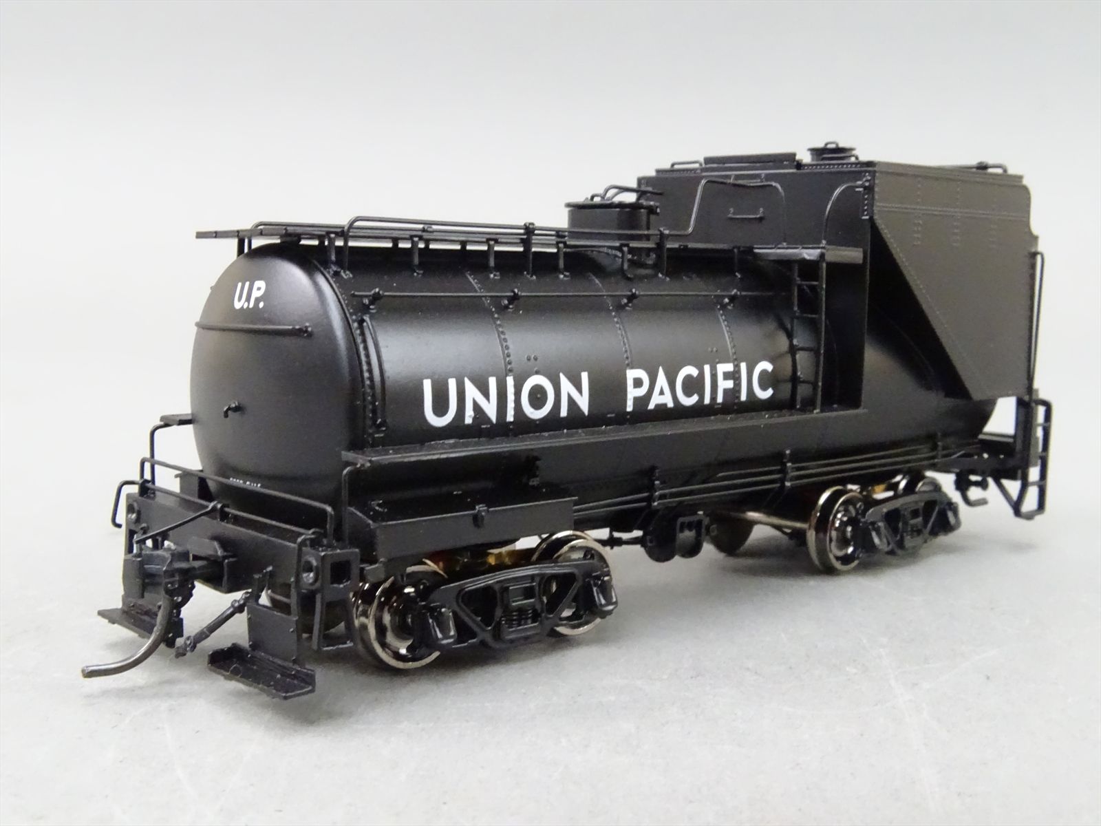 HO Brass Model - OMI AK-1007 UP Union Pacific 9000 Gallon Tender ONLY ...