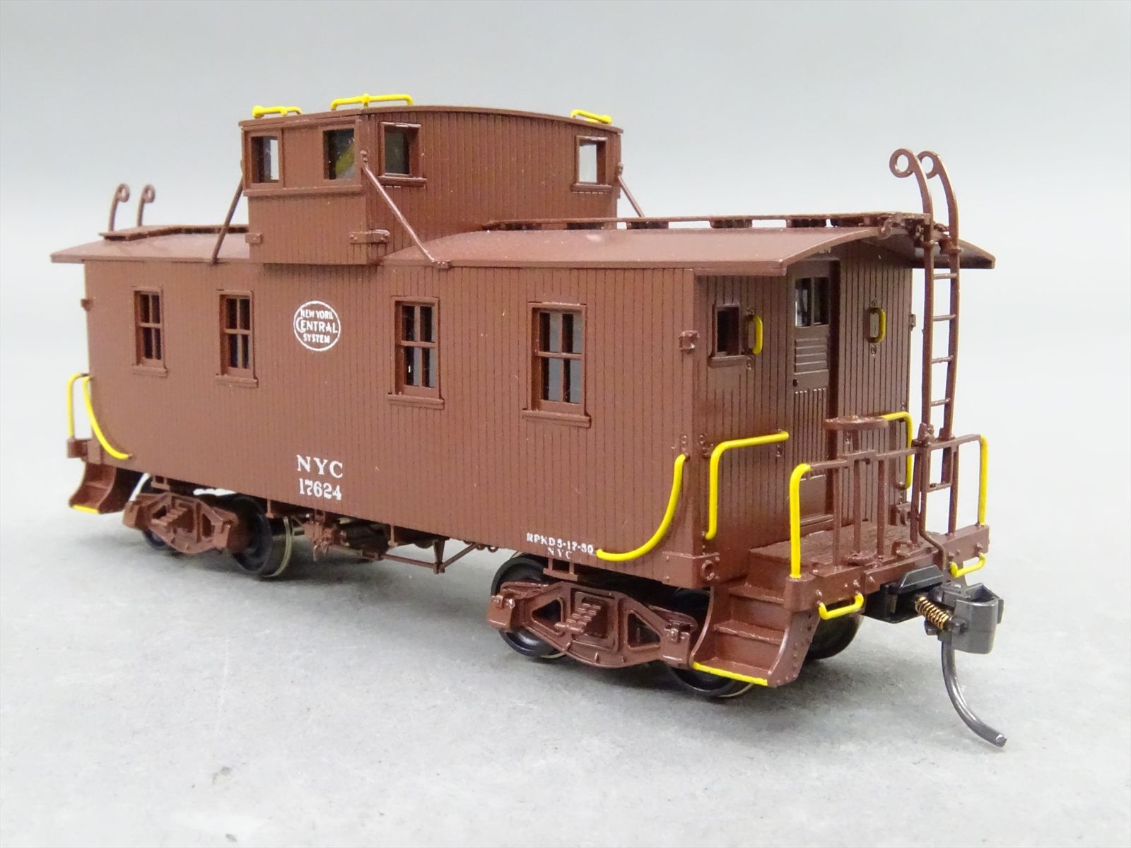 HO Brass Model - OMI 3884 NYC New York Central Wood Sheath Caboose 26 ...