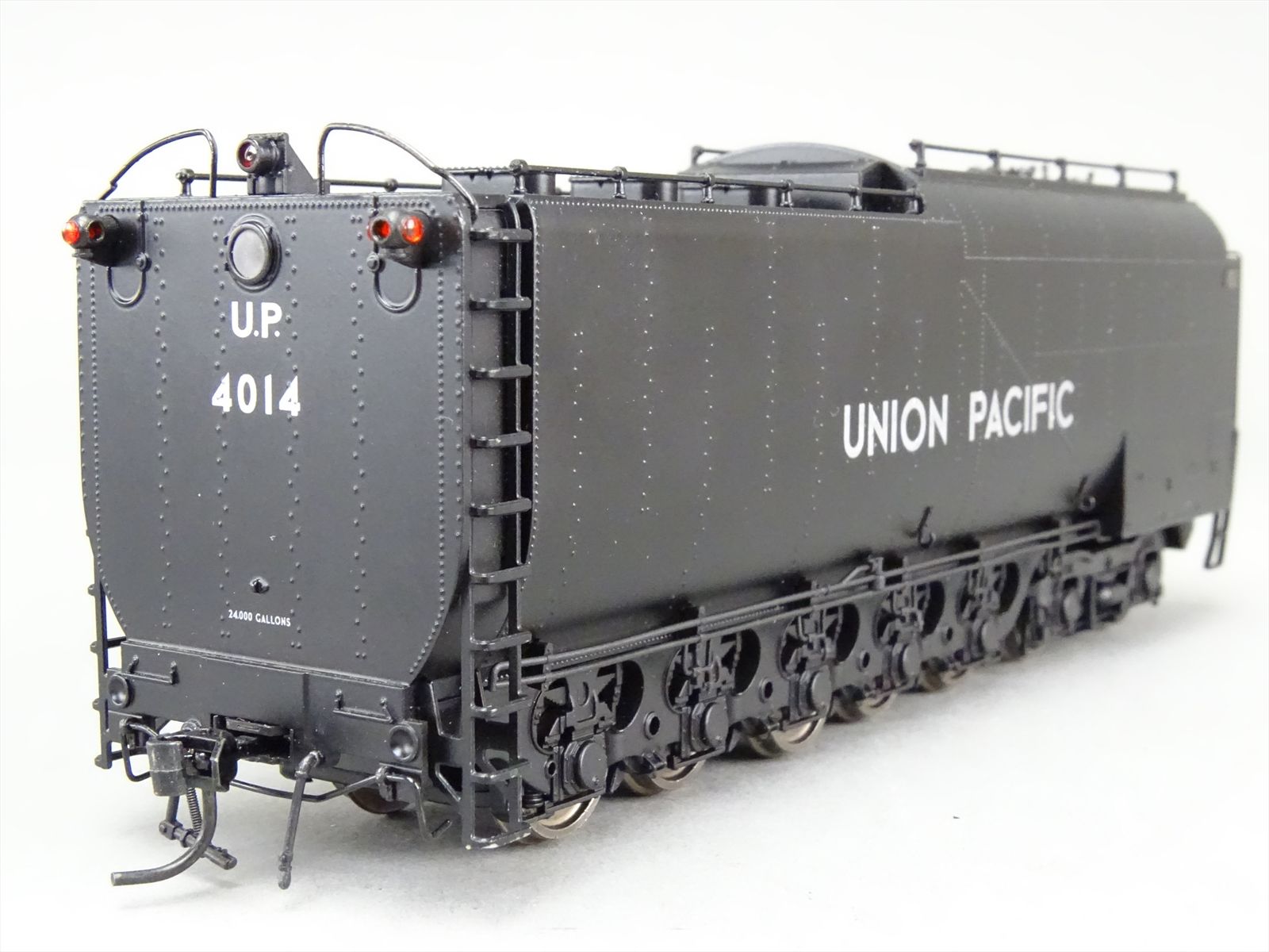 HO Diecast Model - BLI 4387 UP Union Pacific Big Boy 4-8-8-4 Oil Burner #4014 - F/P + DCC ...